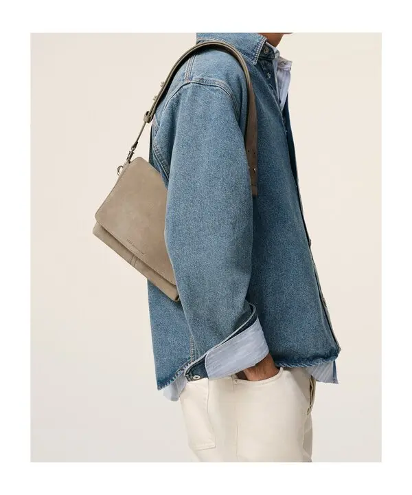 Ami Flap Messenger Bag