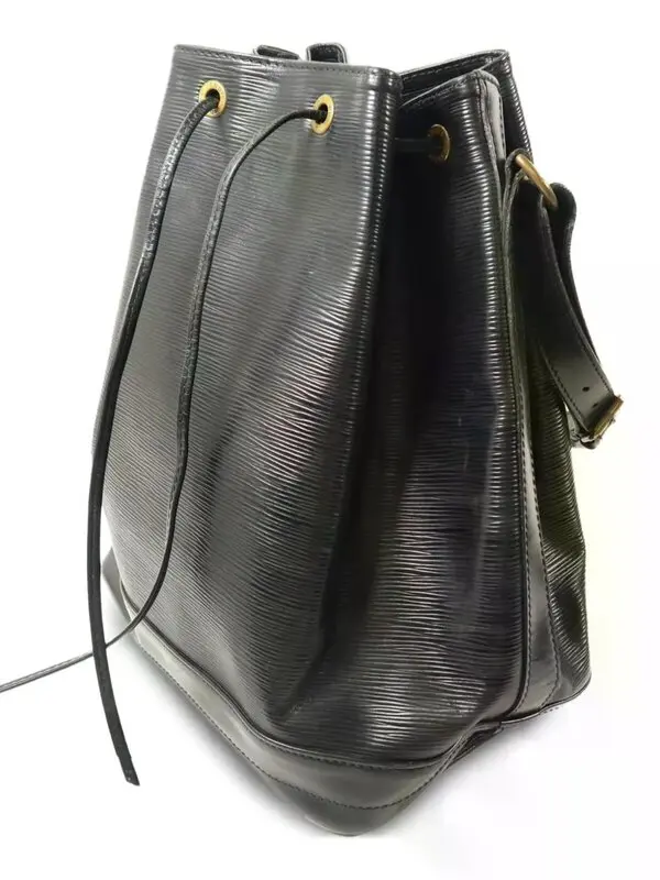 LOUIS VUITTON Epi Noé Shoulder Bag - Black