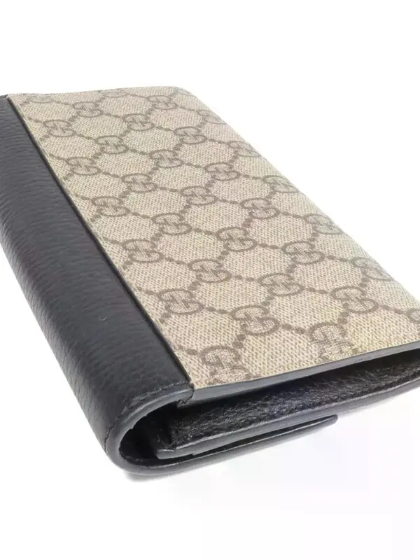 Gucci Gg Supreme Marmont Wallet - Neutrals
