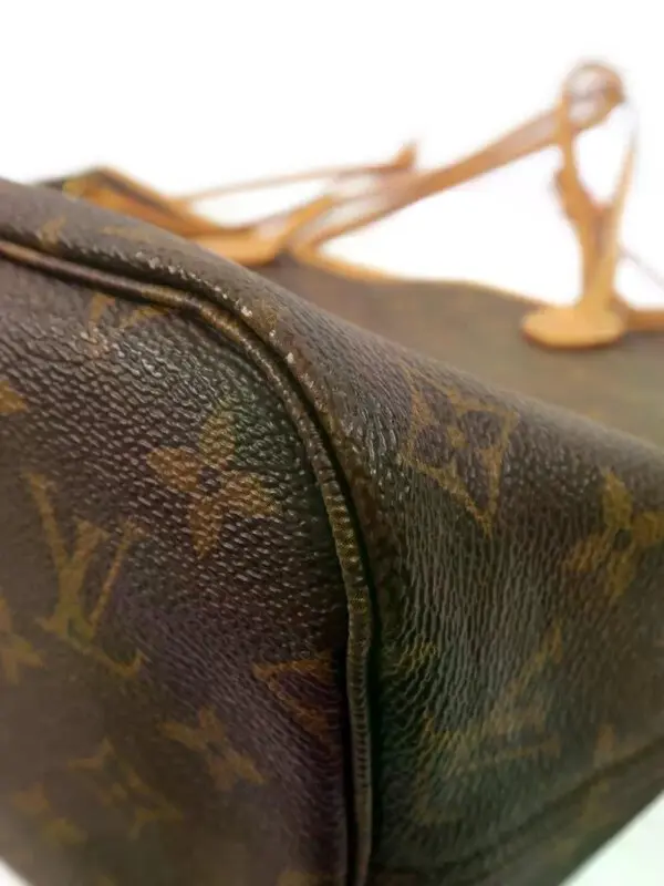 LOUIS VUITTON Neverfull Mm Monogram Tote Bag