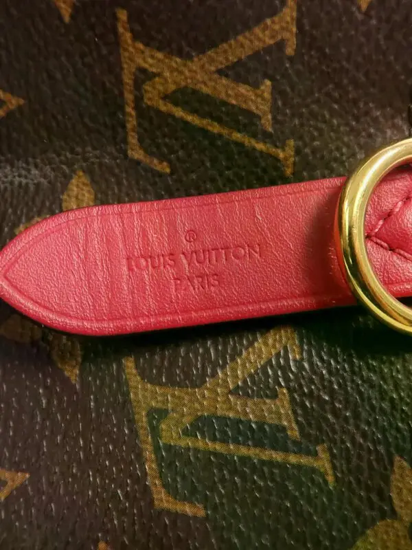 LOUIS VUITTON Neo Noe Monogram Shoulder Bag