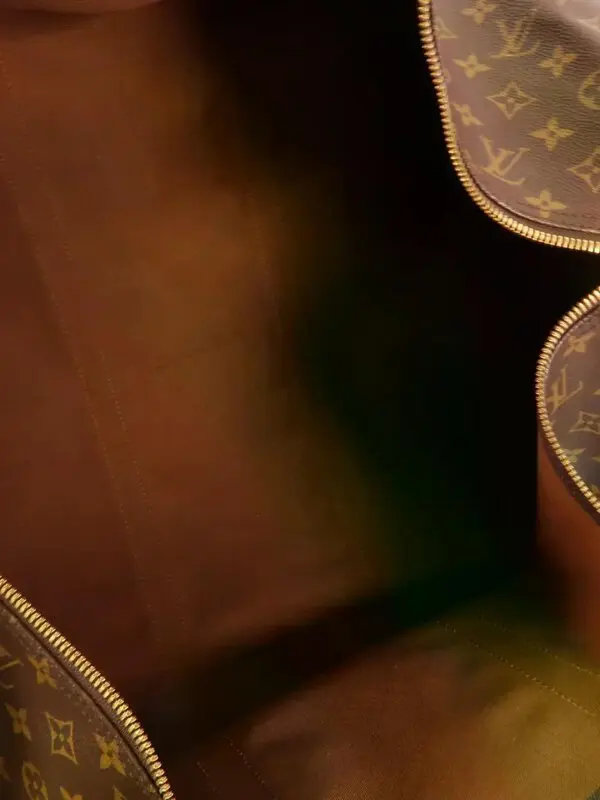 LOUIS VUITTON Keepall 60 Monogram Luggage Bag