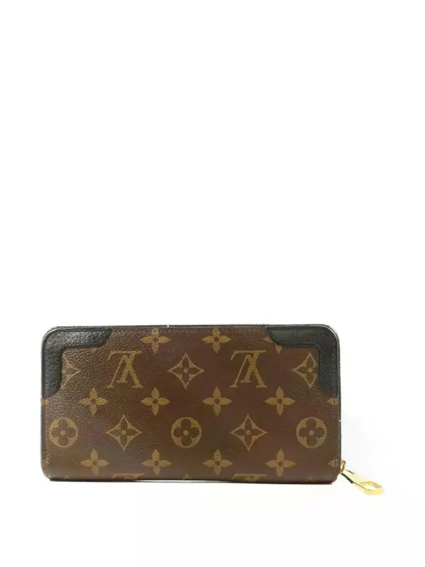 LOUIS VUITTON Retiro Zippy Monogram Wallet