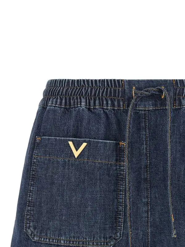 Valentino Garavani Chambray Denim Shorts With Vlogo Detail - Blue