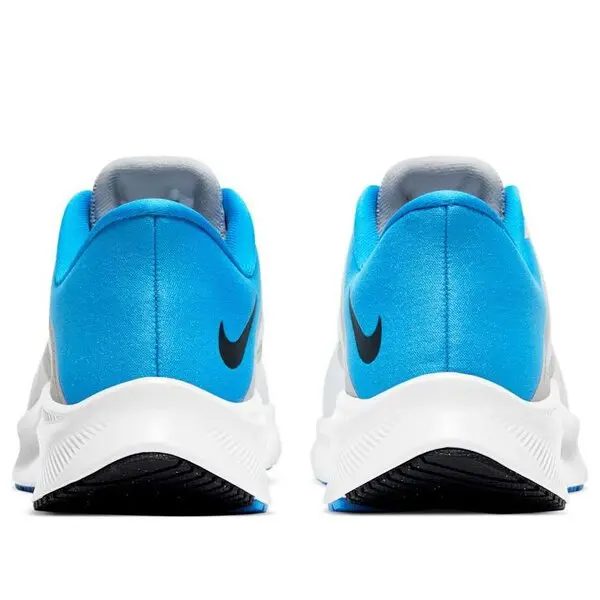 Nike Quest 3 Athletic Sneakers - Blue/white/grey