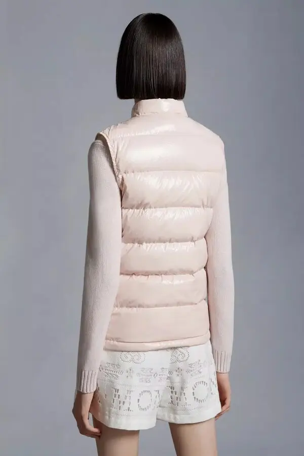 Moncler Logo Patch Zip-up Gilet