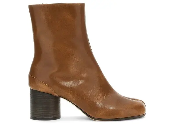 MAISON MARGIELA Tabi Ankle Boots - Camel