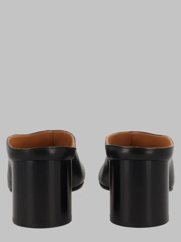 MAISON MARGIELA Tabi Leather Mule - Black