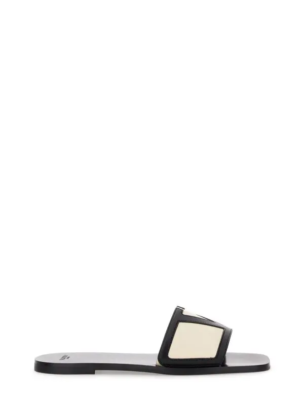 Valentino Garavani Viva Superstar Slide Sandals In Nappa Leather - Cream