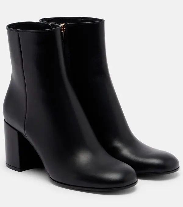 GIANVITO ROSSI Joelle Leather Ankle Boots - Black