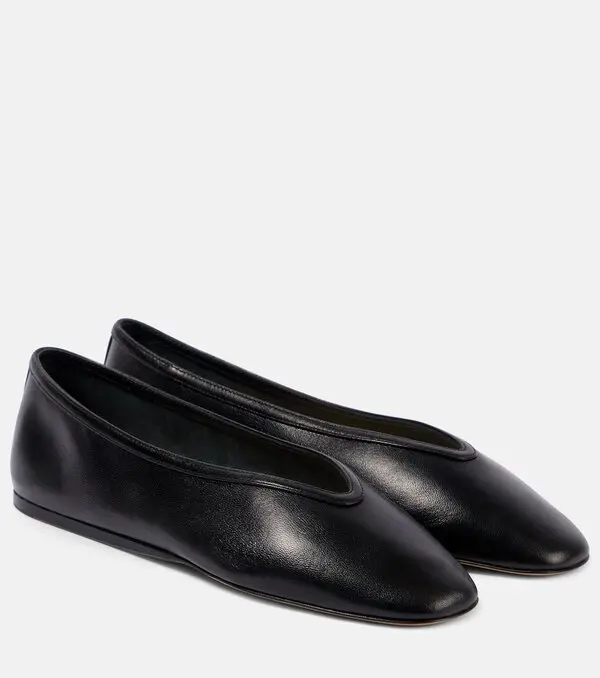 Le Monde Beryl Leather Ballet Flats - Black