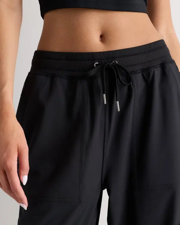 Quince Performance Tech Cargo Mid-rise Pants - Black