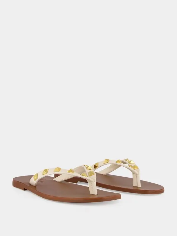 Valentino Garavani Rockstud Calfskin Thong Sandals - White