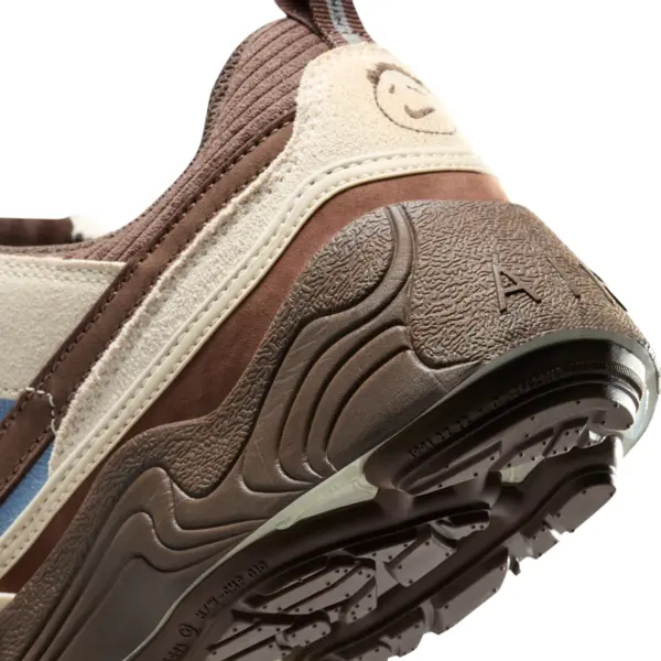 Nike Zoom Field Jaxx Athletic Shoes