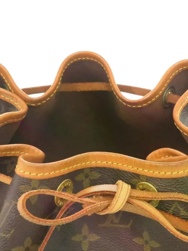 LOUIS VUITTON Monogram Petit Noe Bucket Bag