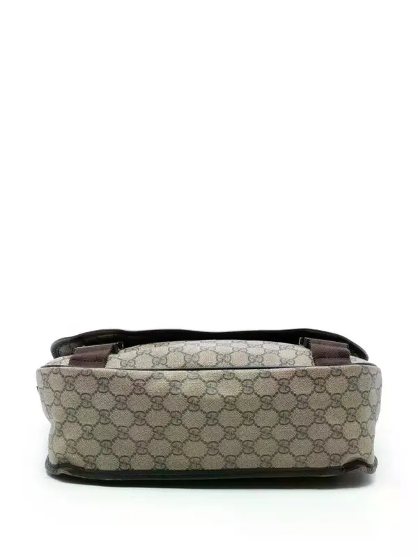 Gucci Gg Supreme Crossbody Bag