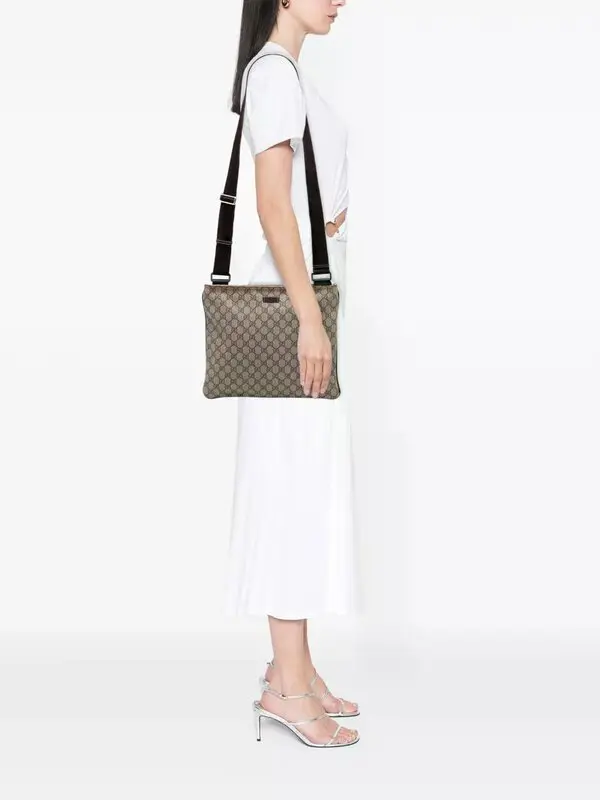 Gucci Gg Supreme Crossbody Bag