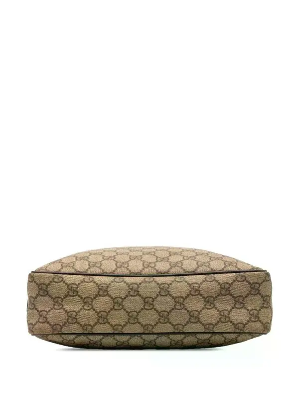 Gucci Gg Supreme Crossbody Bag