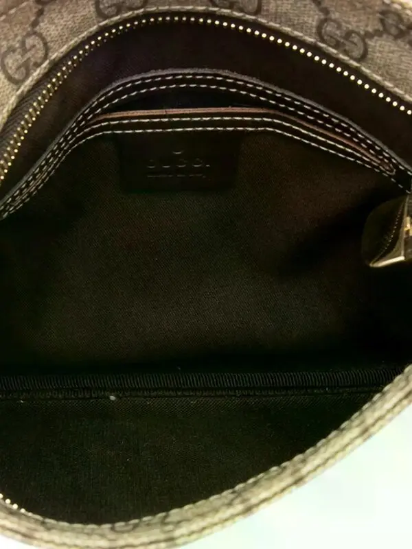 Gucci Gg Supreme Crossbody Bag
