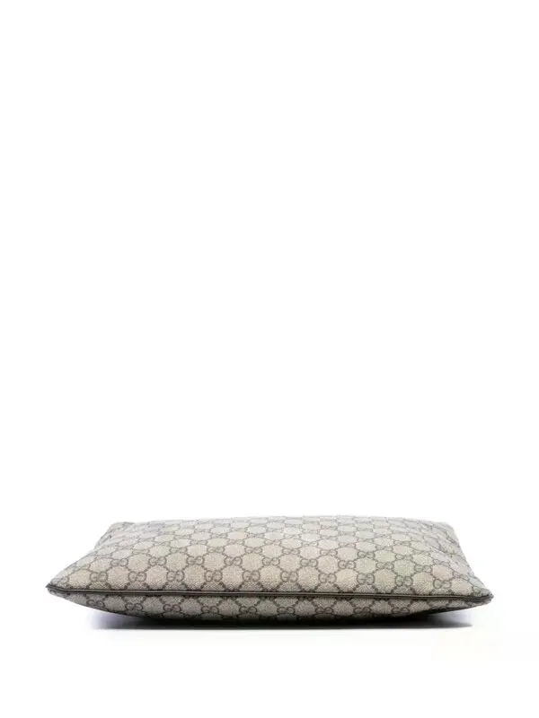 Gucci Gg Supreme Crossbody Bag
