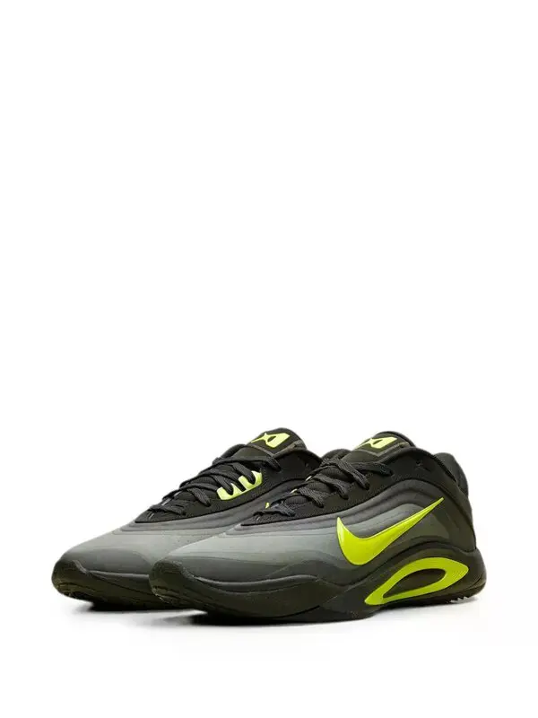 Nike Low-top Sneakers