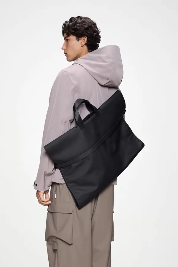 Rains Otg Suitbag Garment Carrier - Black