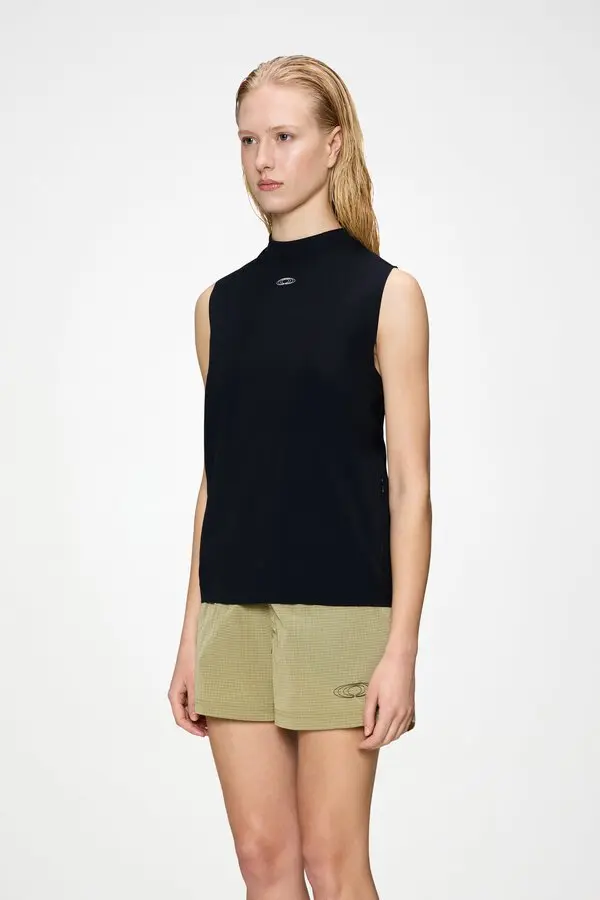 Rains Warm-up Tank Top With Mock Neck And Branding Detail - Black