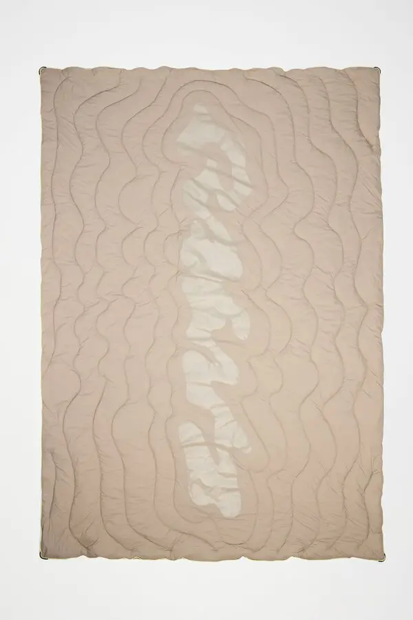 Rains Puffer Blanket - Beige