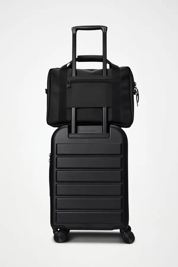 Rains Texel Tech Bag In Waterproof Pu - Black