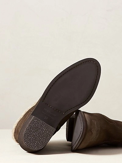 Overland Aisley Shearling-lined Water-resistant Leather Cowboy Boots