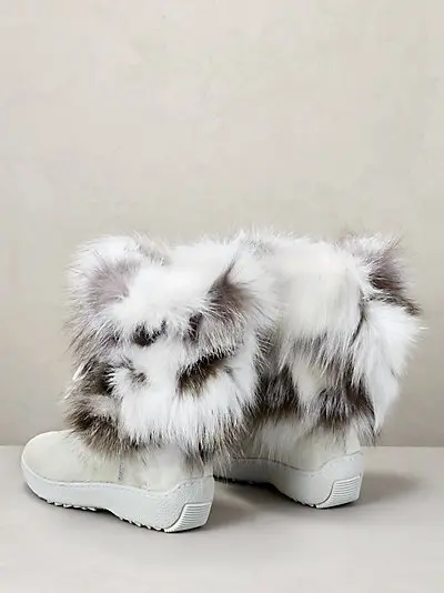 Overland S Volpe Fur Boots - White/black Tipping