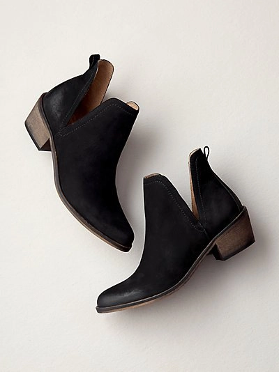 Overland S Cassidy Distressed Leather Ankle Boots - Black
