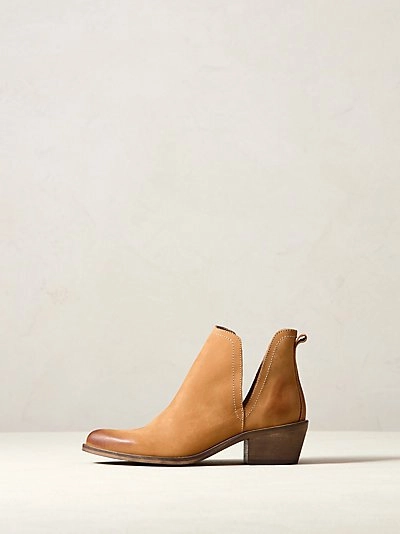 Overland S Cassidy Distressed Leather Ankle Boots - Caramel