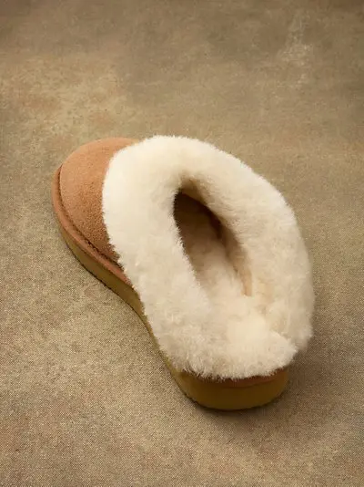 Overland Alyssa Sheepskin Scuff Slippers With Arch Support - Chestnut