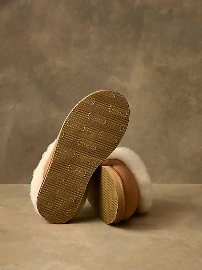 Overland Alyssa Sheepskin Scuff Slippers With Arch Support - Chestnut