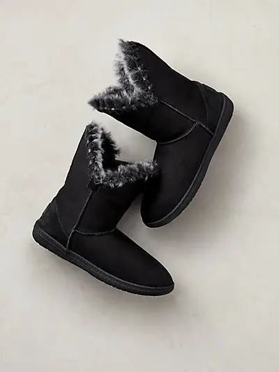 Overland Wren Sheepskin Slipper Boots - Black Suede/briesa
