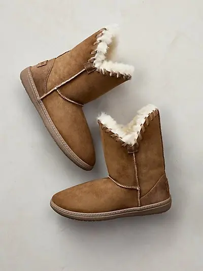 Overland Wren Sheepskin Slipper Boots - Chestnut Suede/cream
