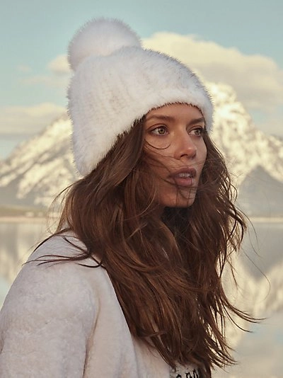 Overland Knitted Mink Fur Beanie Hat With Fox Fur Pom - Snowflake