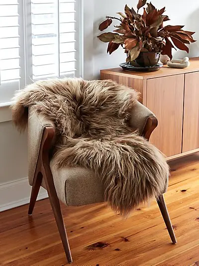 Overland Single-pelt Icelandic Sheepskin Rug - Rust Briesa