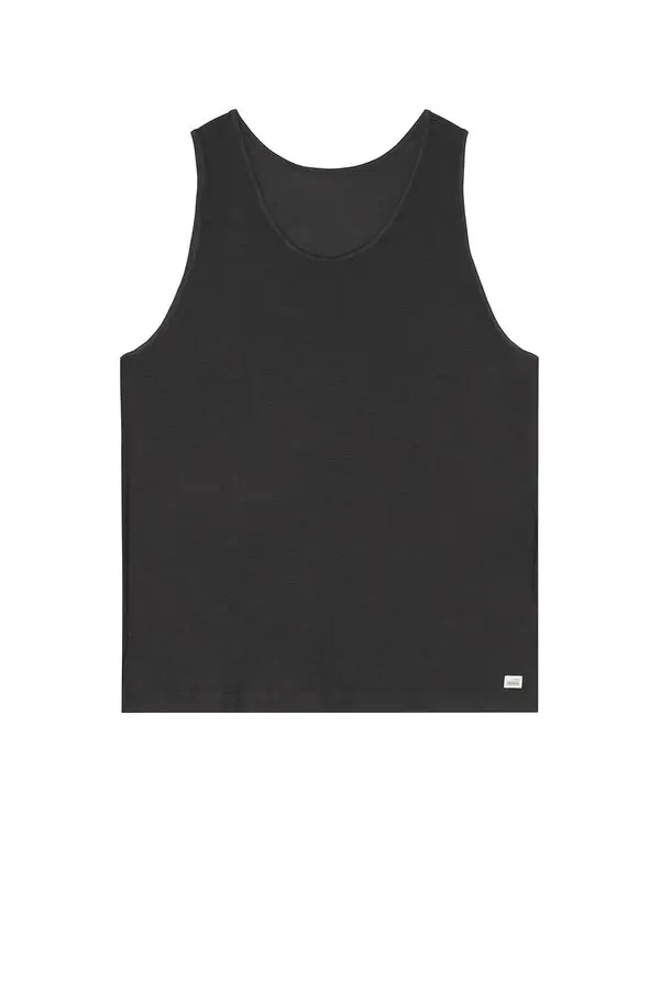 Vuori Strato Tech Tank In Grey - Charcoal Heather