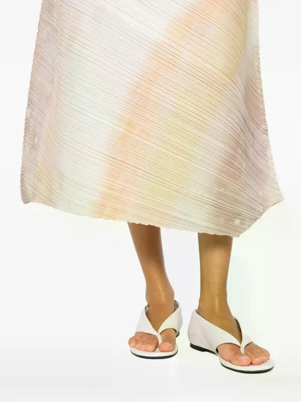 Issey Miyake Pleated Abstract-print Midi Skirt - White