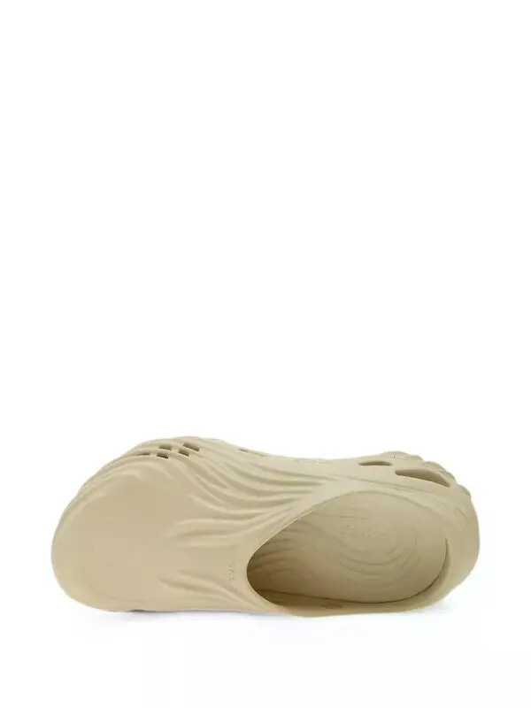 CROCS Echo Wave Slip-on Sneakers - Neutrals