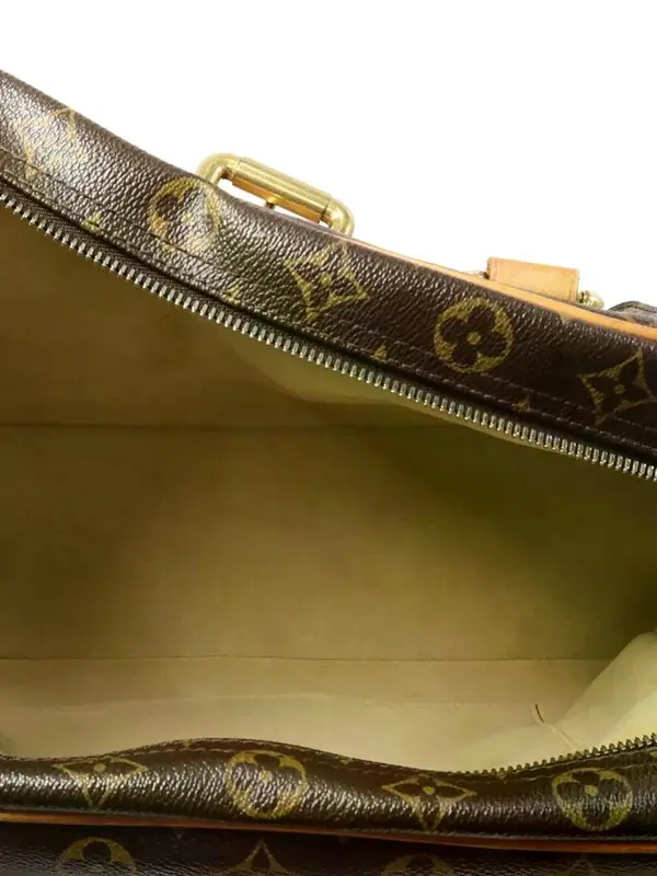 LOUIS VUITTON Manhattan Monogram Canvas Tote Bag - Brown