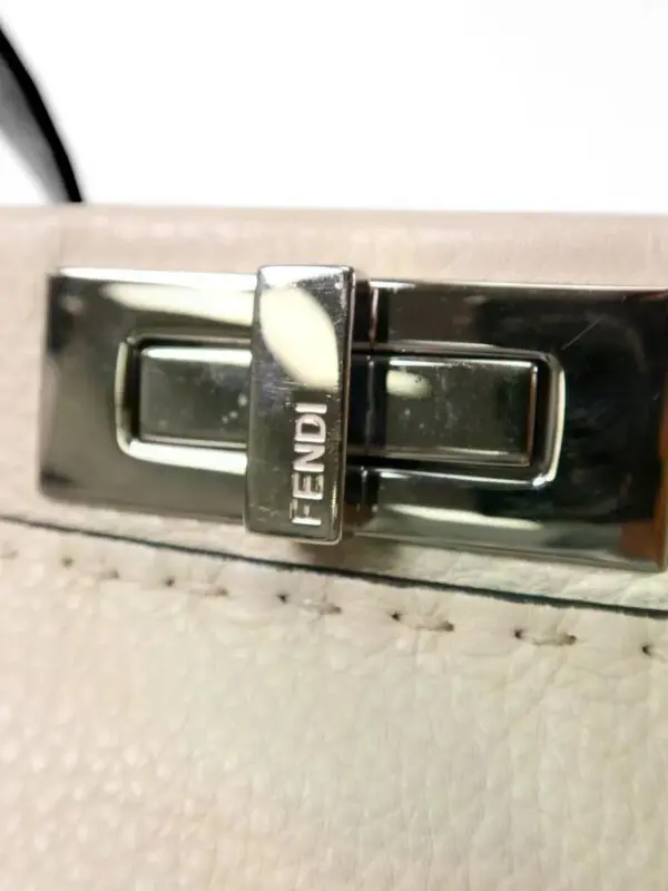Fendi Medium Peekaboo Shoulder Bag - Neutrals