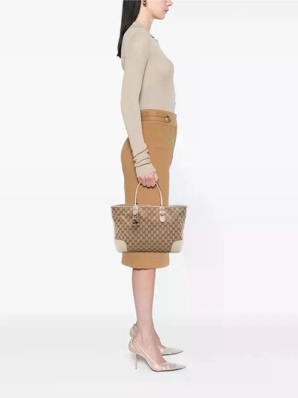 Gucci Gg Canvas Heart Bit Tote Bag - Neutrals