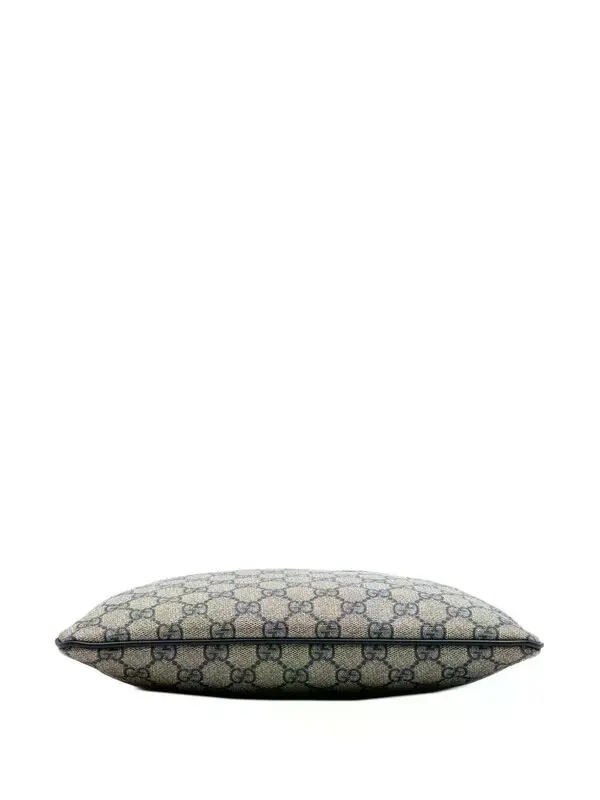 Gucci Gg Supreme Canvas Crossbody Bag