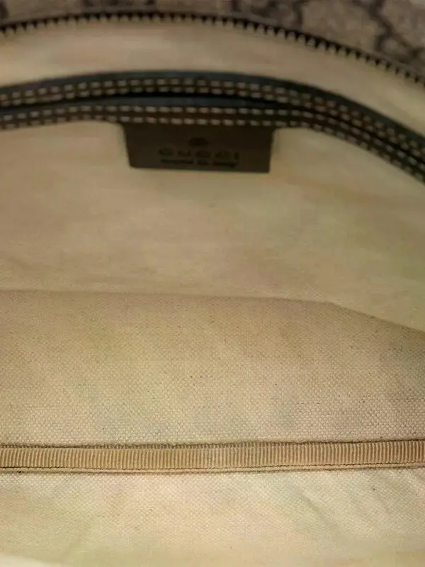Gucci Gg Supreme Canvas Crossbody Bag