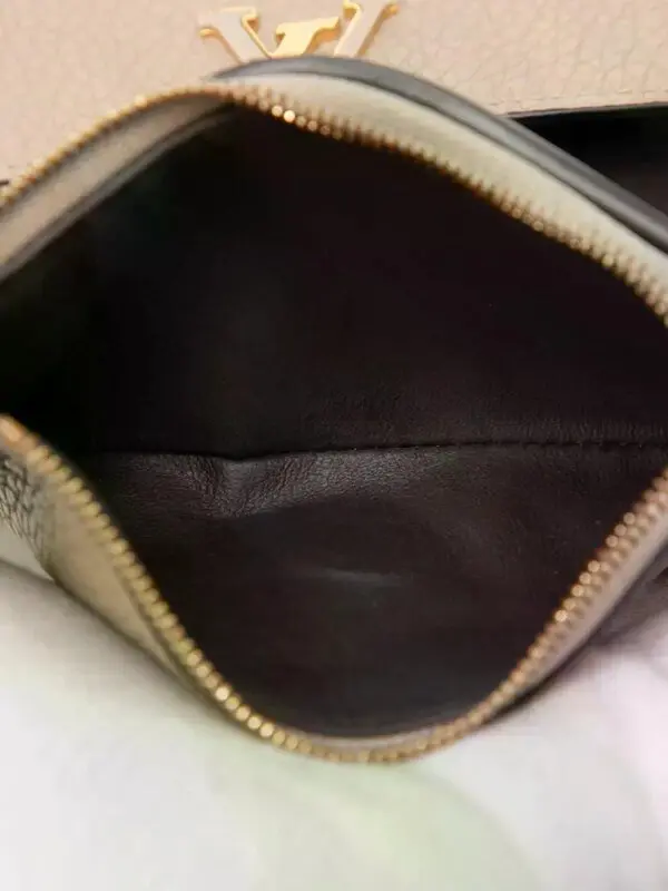 LOUIS VUITTON 2015-2026 Taurillon Capucines Compact Wallet Small Wallets - Neutrals