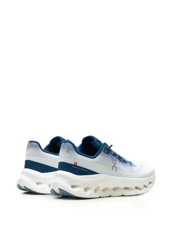 On Cloudtilt Sneakers