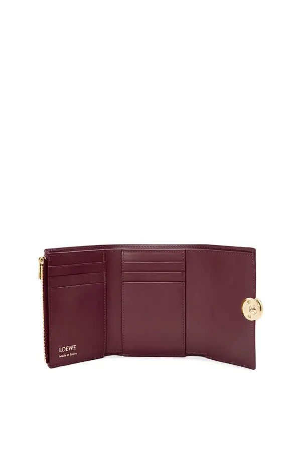 Loewe Pebble Small Vertical Wallet In Shiny Nappa Calfskin
